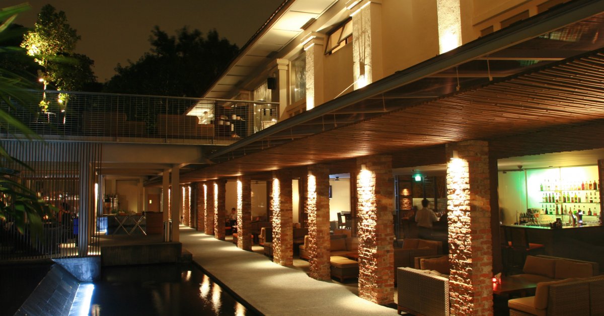 Oosh | Review | SG Magazine Online