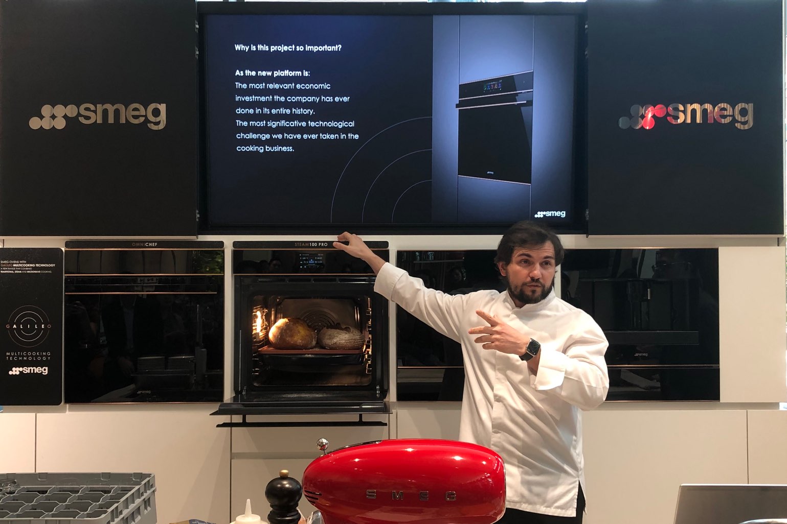 Smeg’s Omnichef ovens are 3-in-1 multitaskers that offer traditional ...