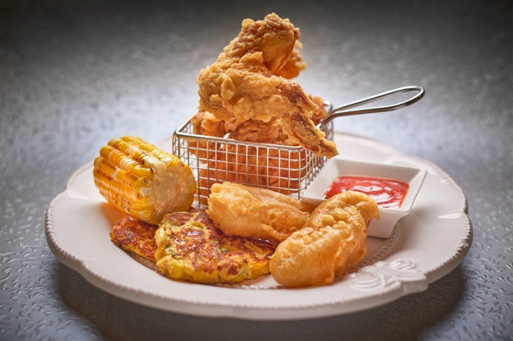 Gordon Grill serves up a slice of nostalgia for its 60th anniversary ...