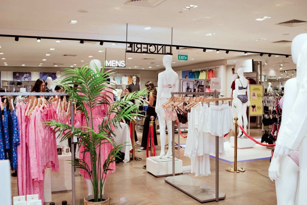 Wear it right with a bra fitting service at Marks & Spencer's new ...