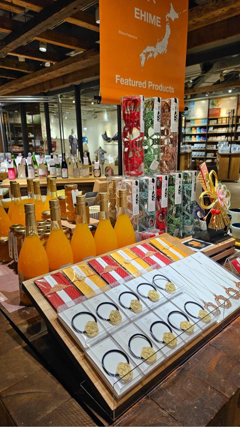Things to know about Muji Plaza Singapura, the largest store in ...
