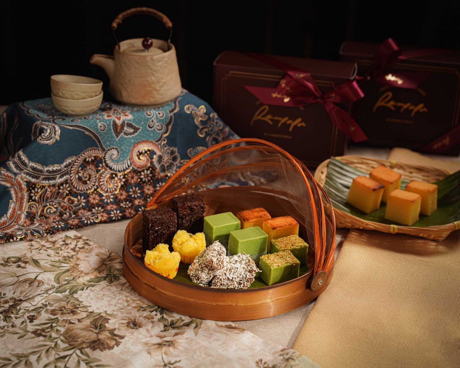 Know your grandfather's kuehs with Rempapa's assorted platters - SG ...