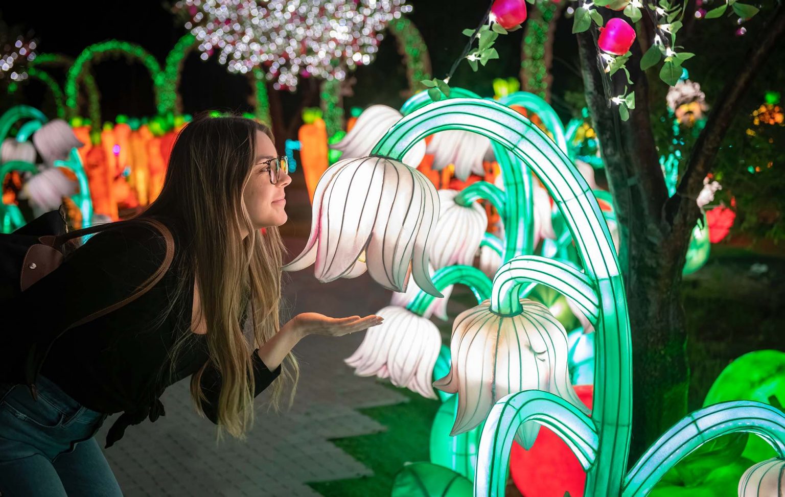 World’s largest light, sound and multimedia event, illumi, debuts in ...