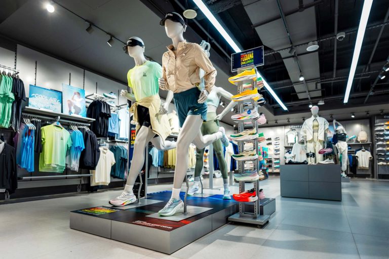 Sports brand Li-Ning opens two stores at Plaza Singapura and Bugis+ ...